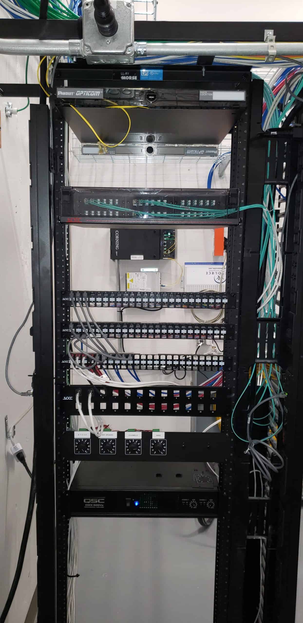 Project Gallery : Kelley Communications Before & After Pictues